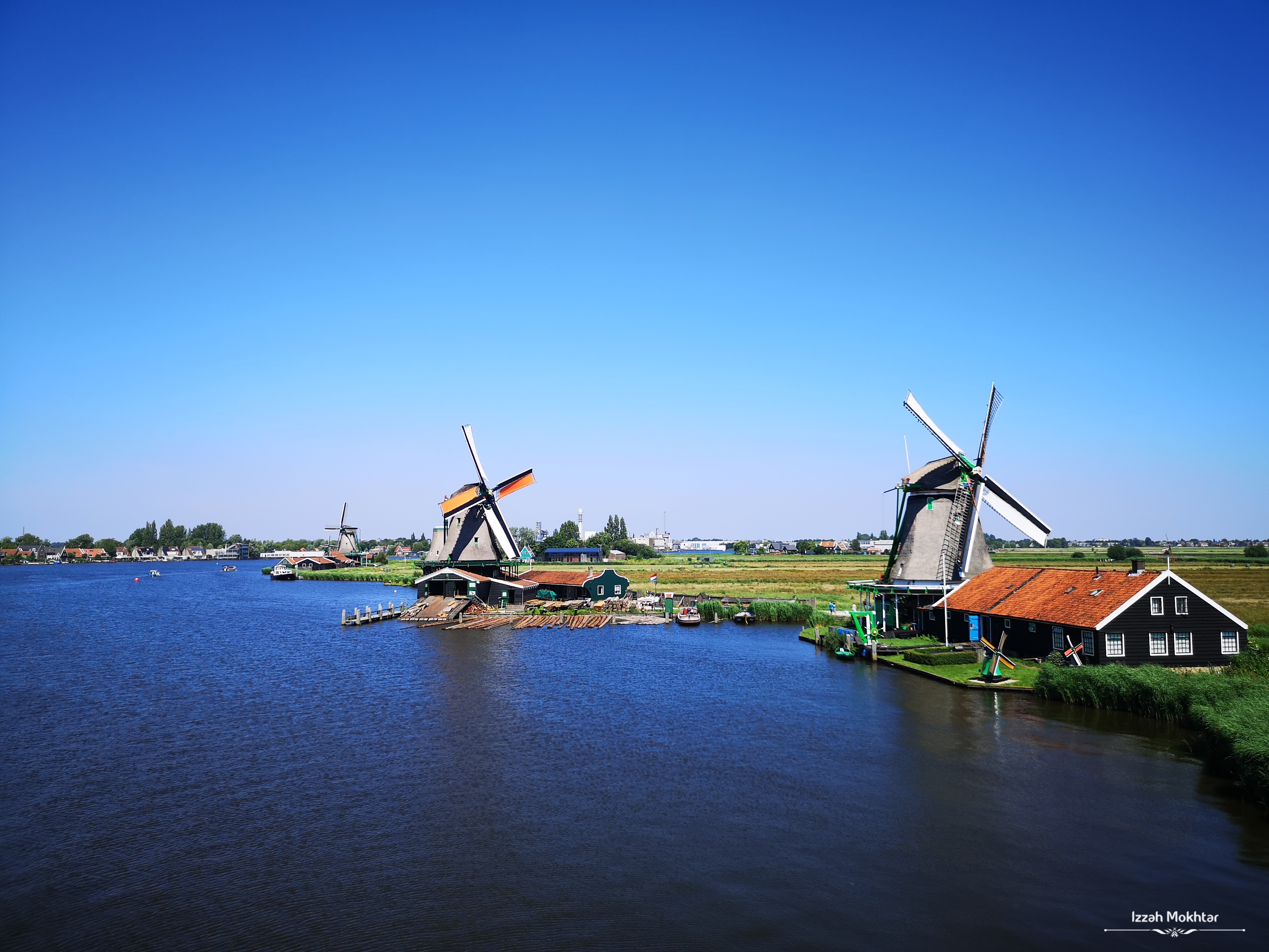 Windmills in Zaanse Schans – Kembara Muslimah